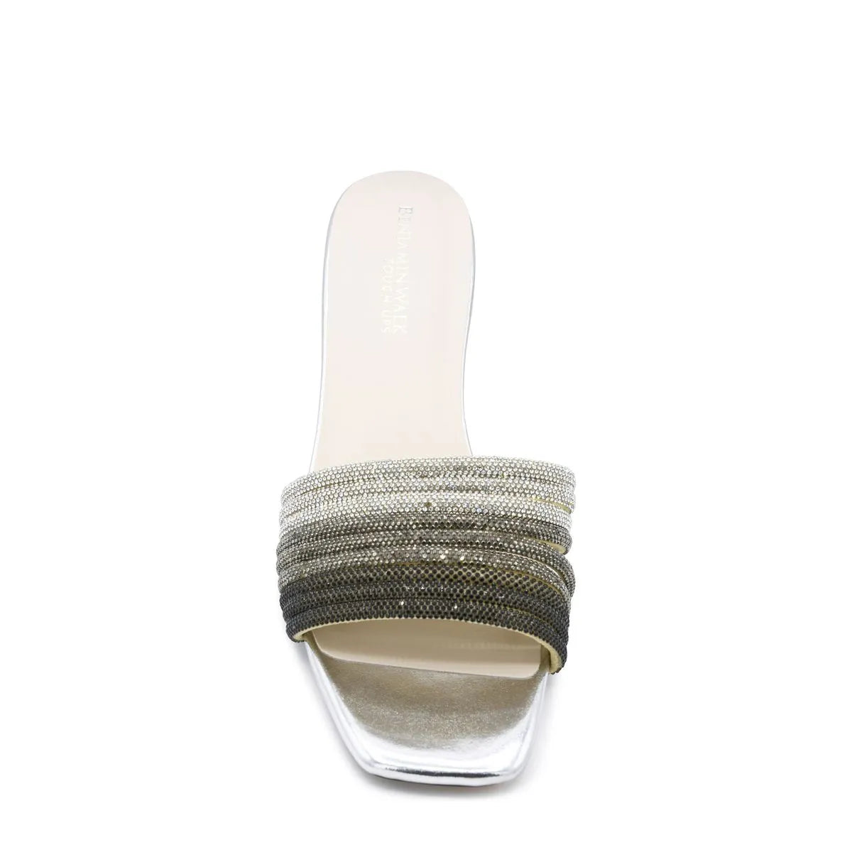 Isla | Benjamin Walk